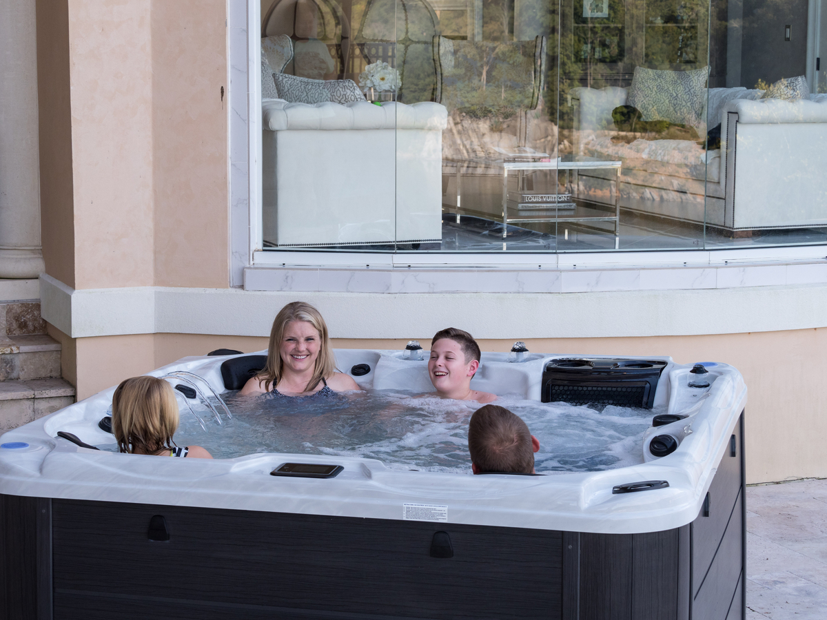 Hot Tubs and Spas For Sale in Springfield, OR | Features in Spa Systems ...