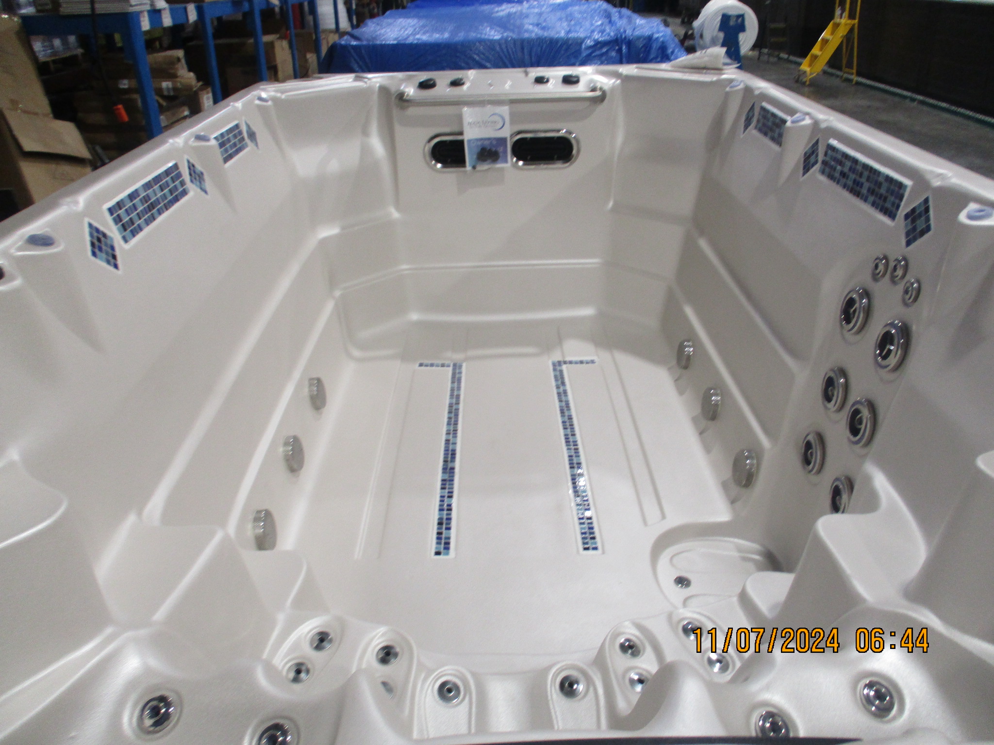 Catalina C-405b 14 ft. Swim Spa - Aqua Living
